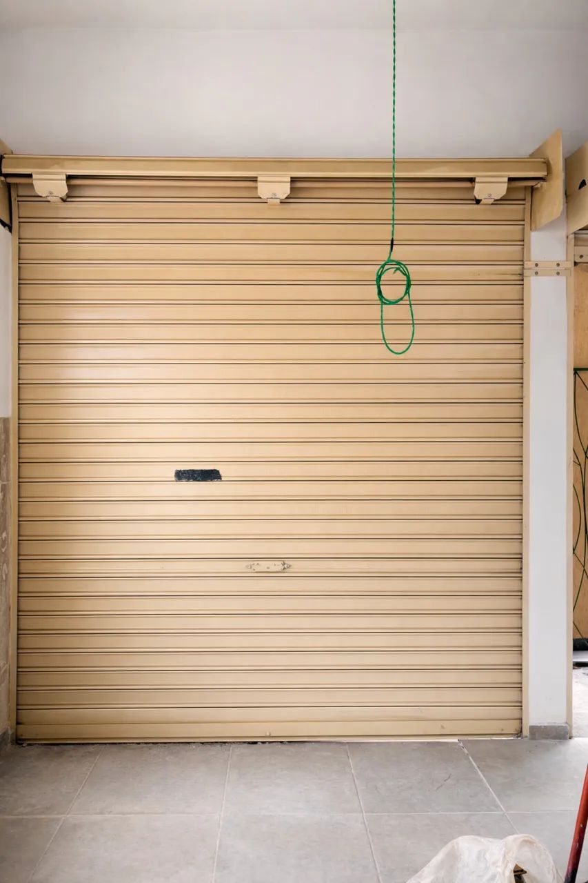 Porta de rolo - Portas e Janelas - Vila Adelaide, Varginha 1471858105 | OLX