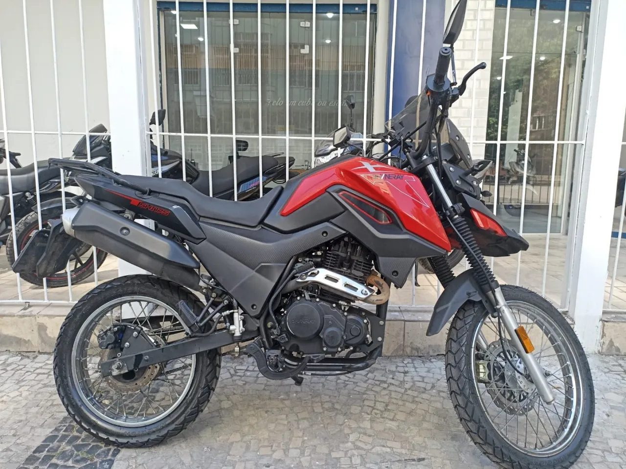 Motos SHINERAY SHI 175 no Brasil