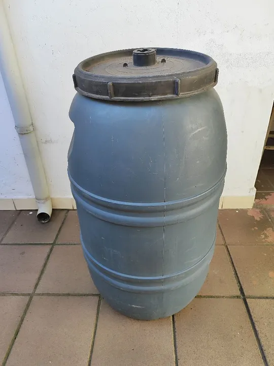 "tambores de 200 litros" no Brasil