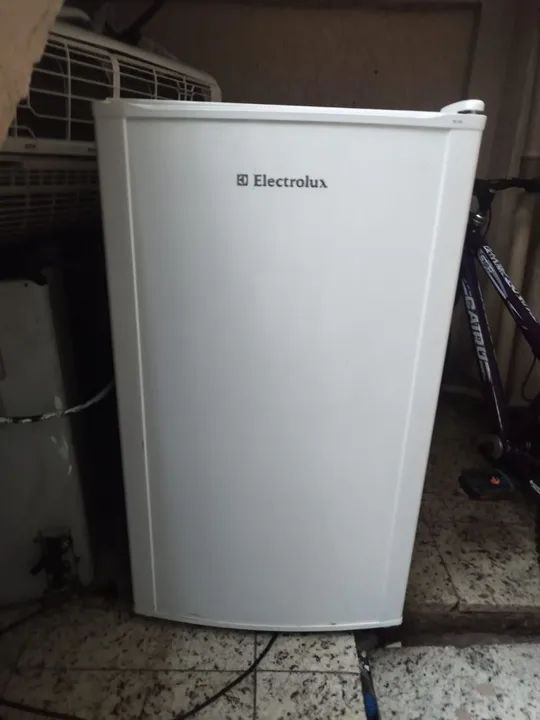 Frigobar Electrolux 120Litros (grande)- 110V - Usada - Geladeiras e ...