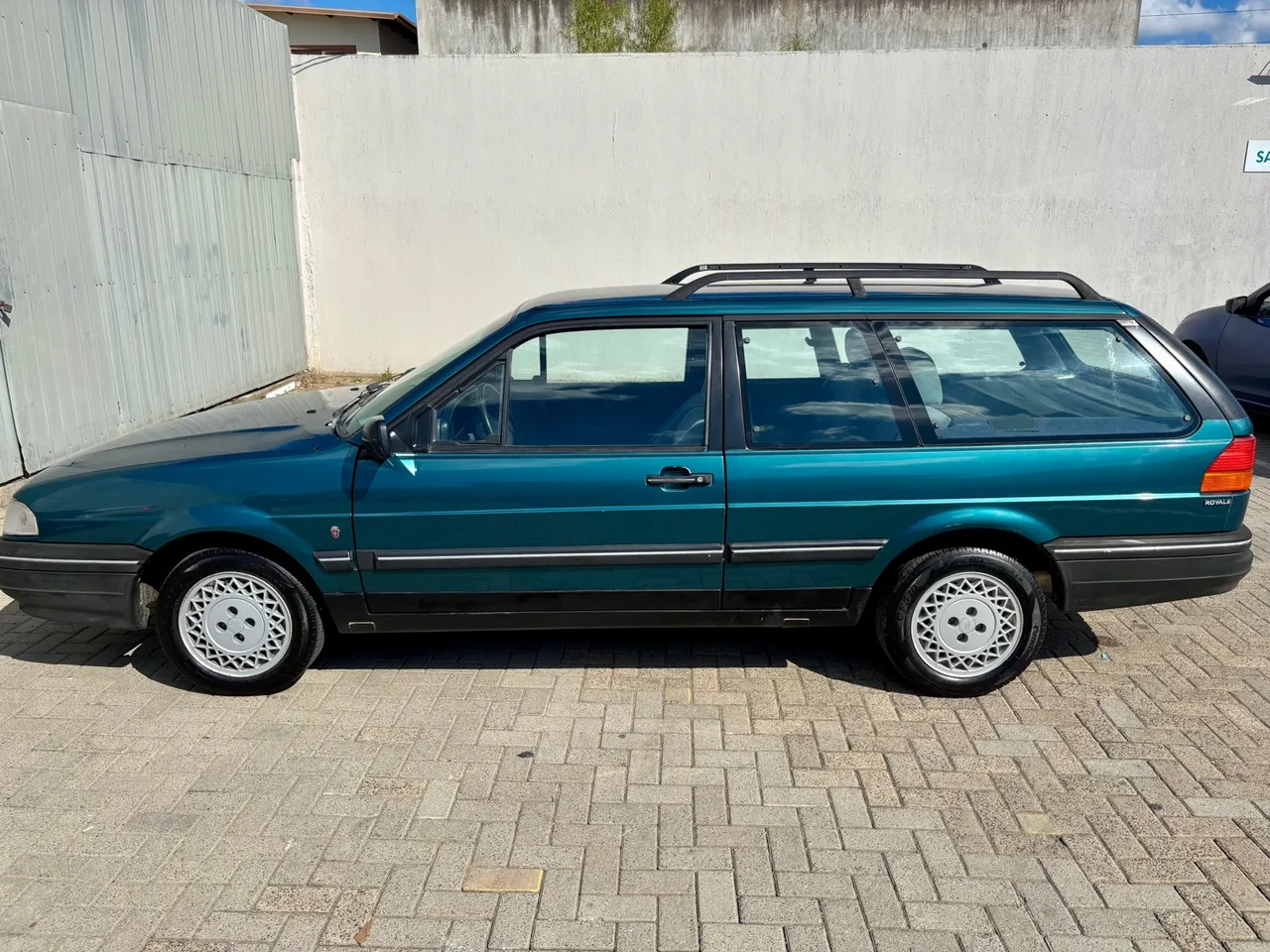 FORD ROYALE Usados e Novos