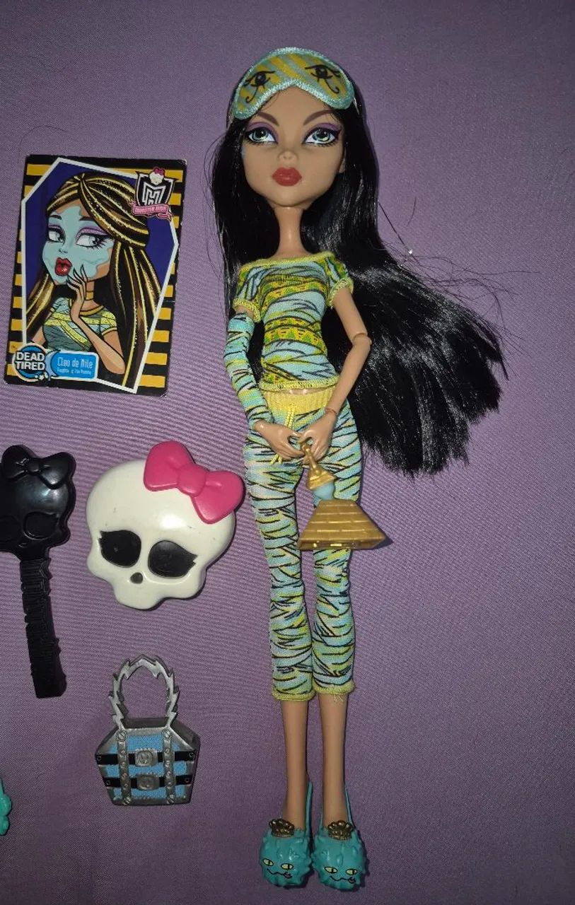 Lote com Monster High Dead Tired. Se atente as fotos! Leia a descrição ...