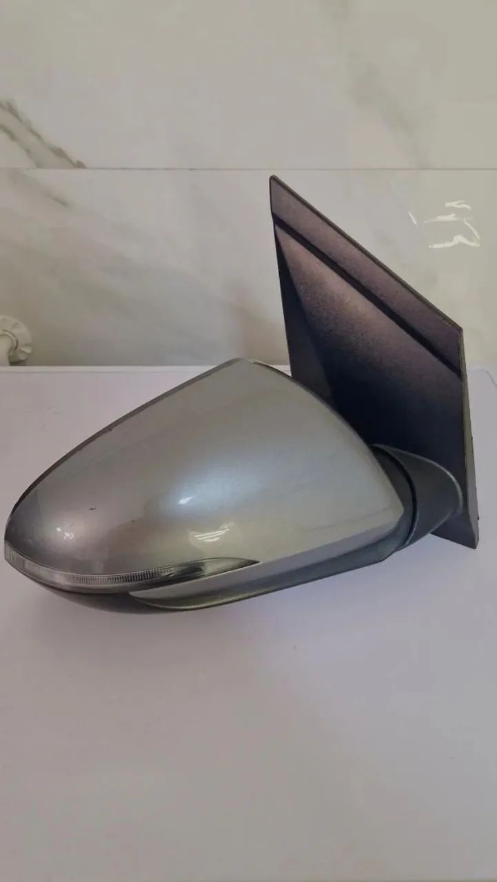 ? RETROVISOR HYUNDAI HB20 USADO COM SETA - LADO DIREITO - Peças para ...