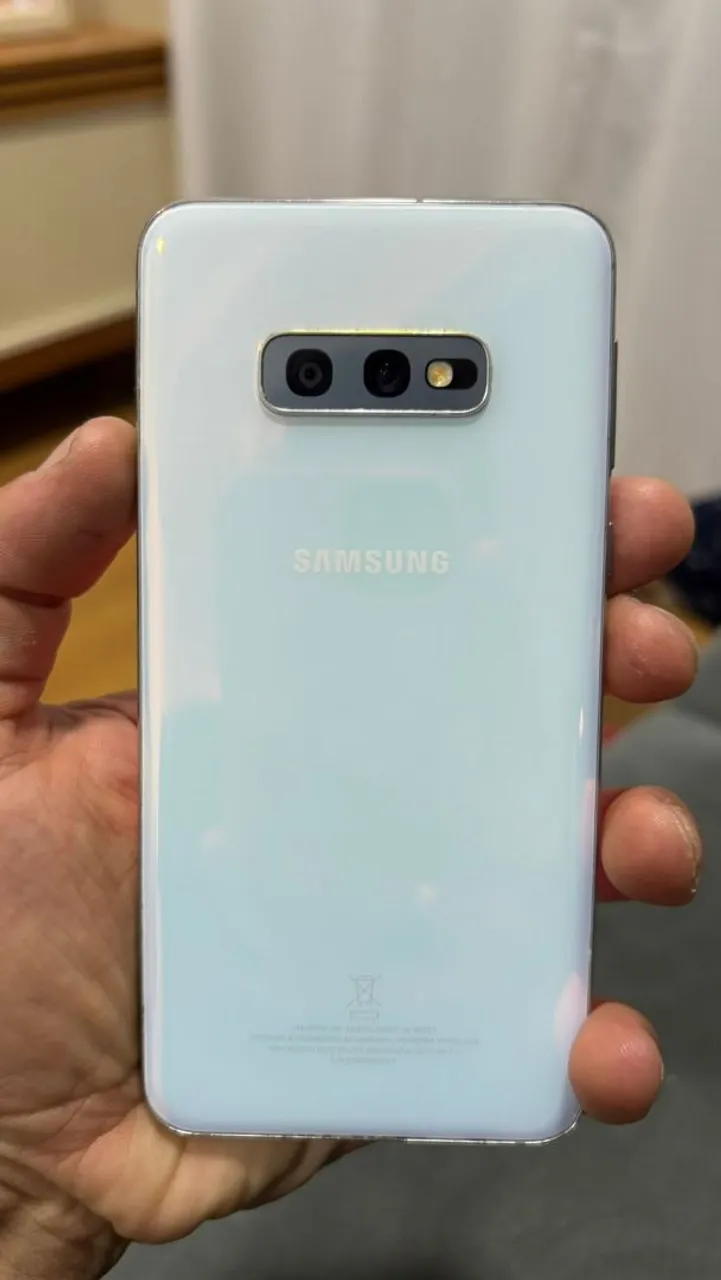 Celulares SAMSUNG GALAXY S10E Usados, seminovos e Novos no Brasil