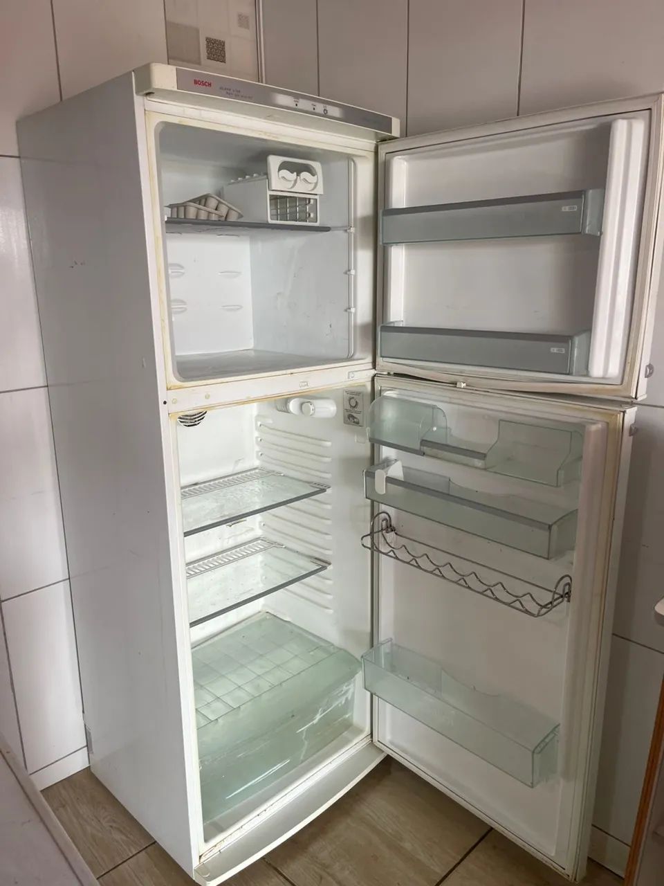 Geladeira Boch fros free 420 litros - Geladeiras e Freezers - Ceilândia ...