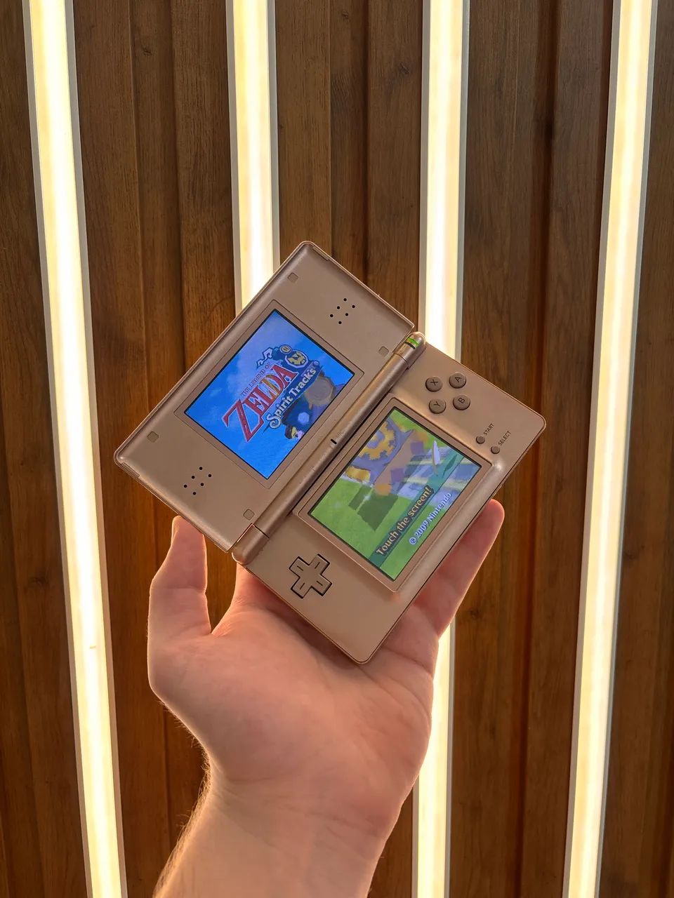 Nintendo Ds Lite + muitos jogos como Pokémon Mario e zelda + caneta e ...