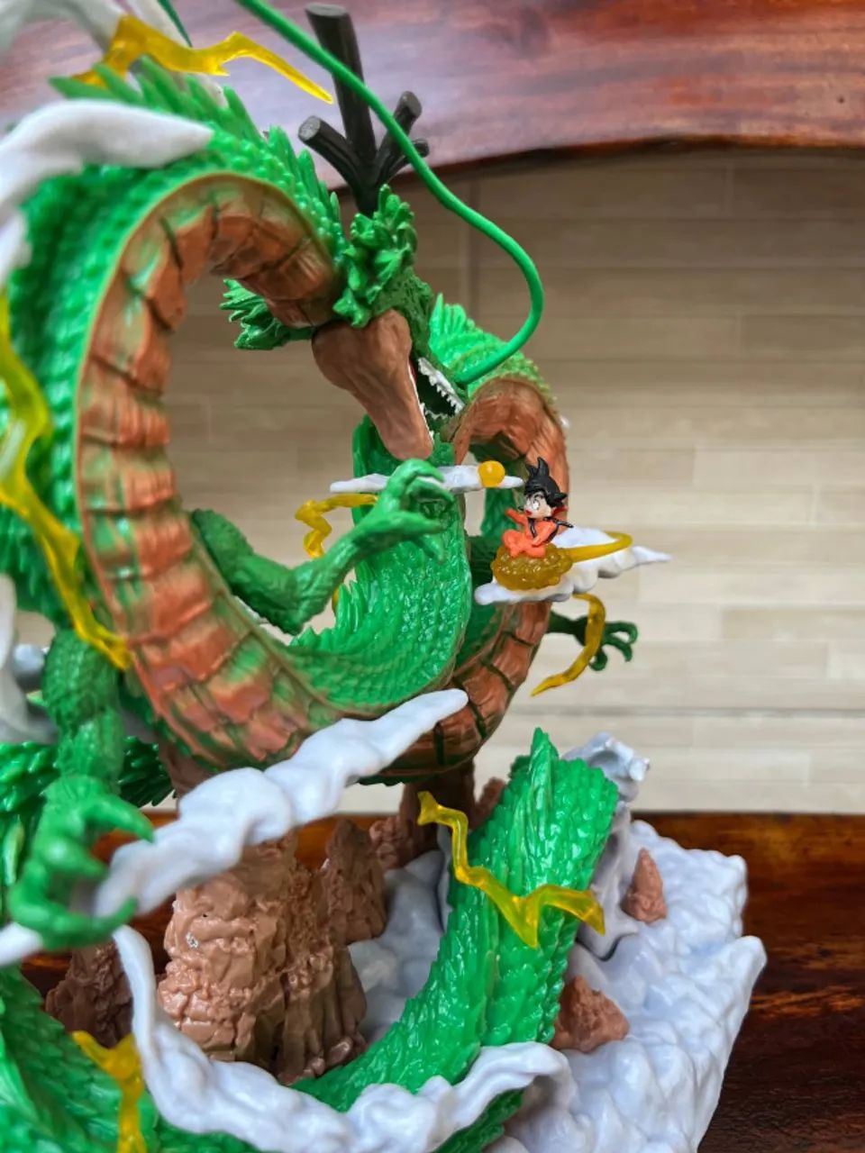 Action Figure Dragon Ball - Shenlong Com 24cm De Altura e 24cm De ...