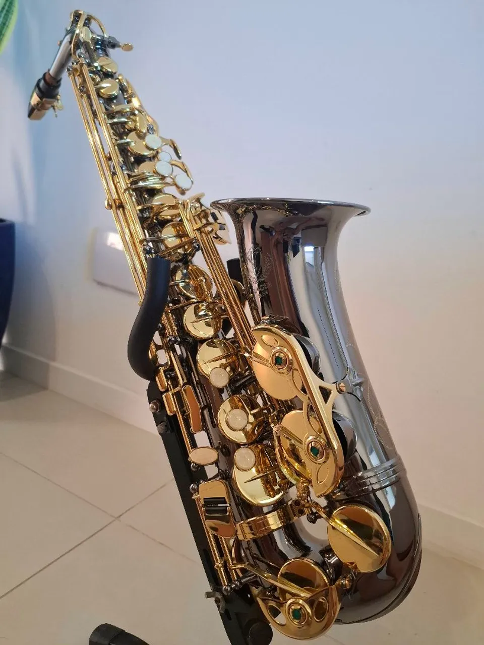 "saxofone alto" - Instrumentos musicais no Brasil