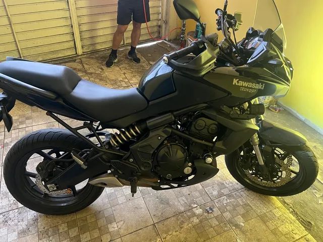 Motos KAWASAKI VERSYS no Brasil