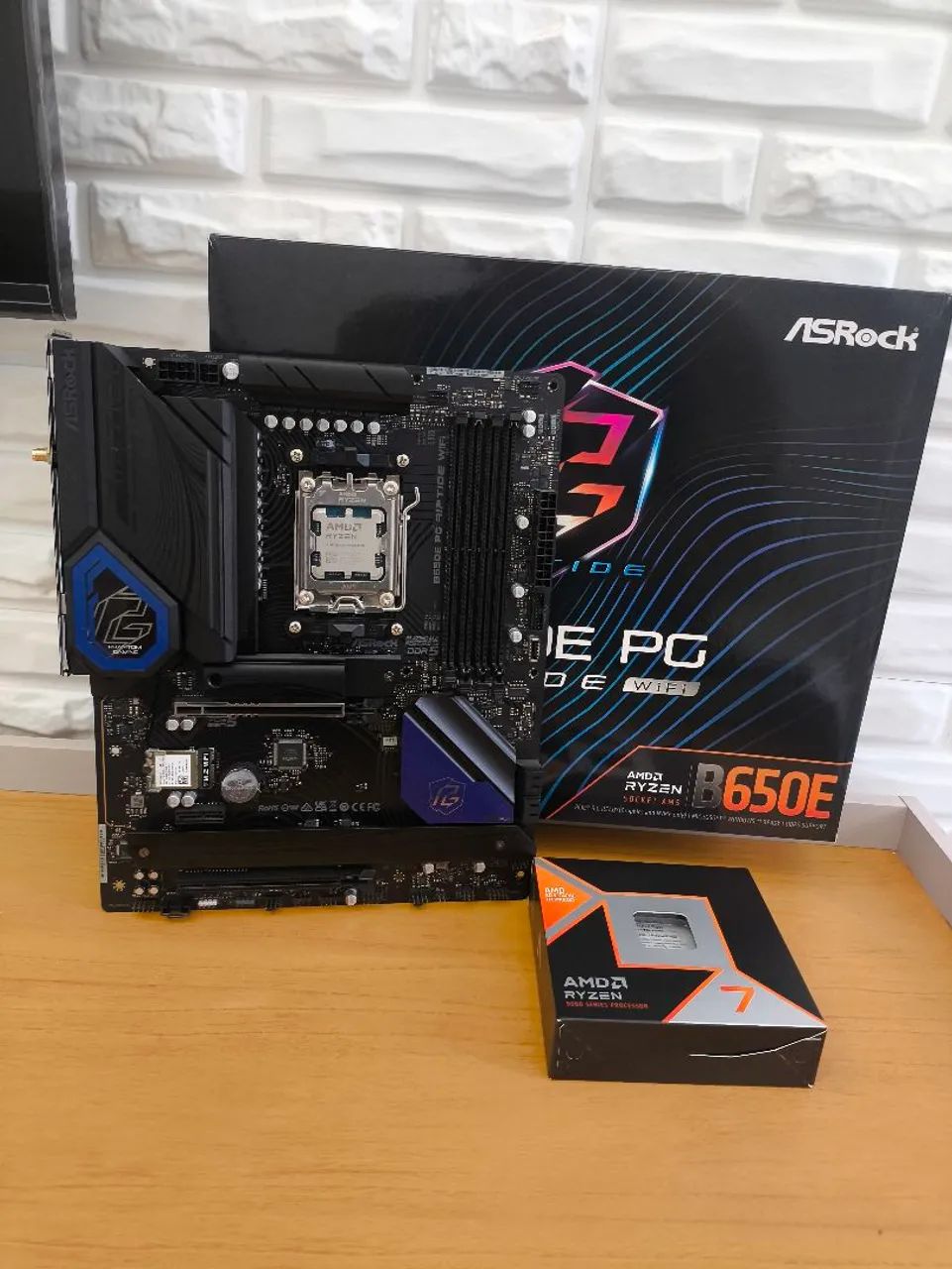 Kit Upgrade AM5 Ddr5 Ryzen 7 9800x3d + B650E ASROCK repitili wi-fi+ ...