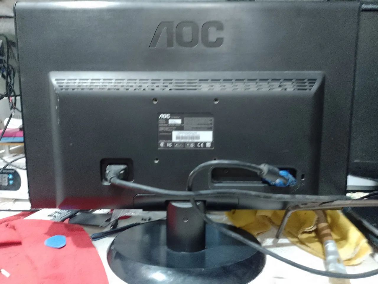 Monitor AOC de 19.5 polegadas funcionando perfeitamente R$ 250 ...