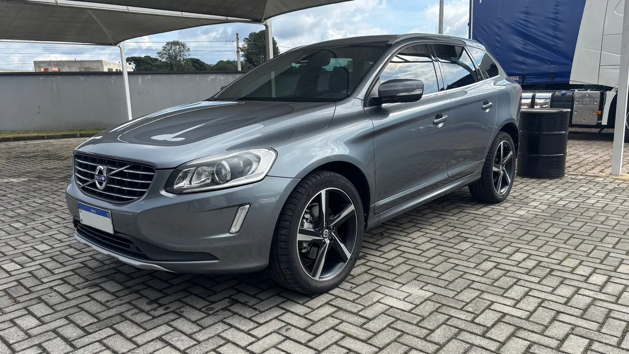 VOLVO XC-60 2017 Usados e Novos