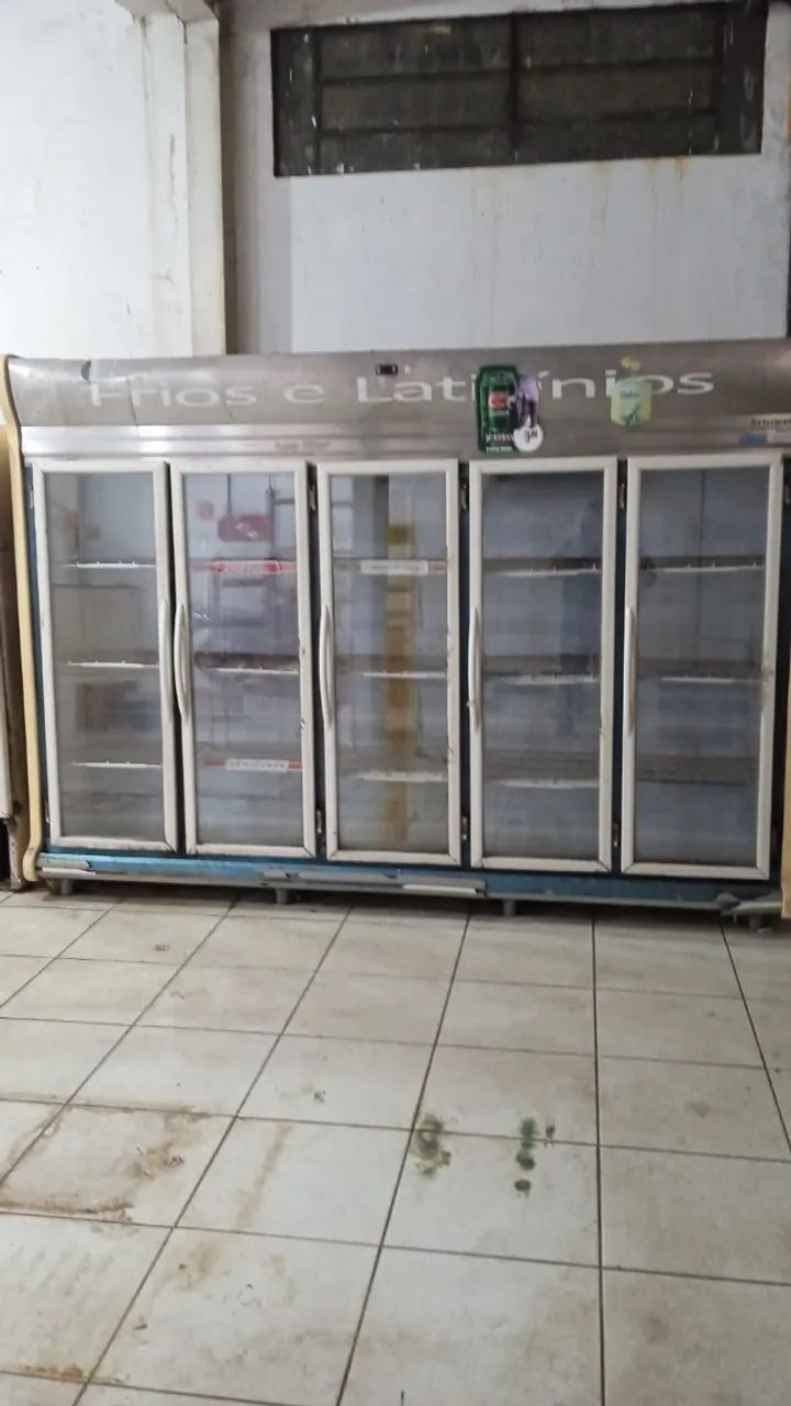 Balcão Repositor Refrigerado em Aço Inox C/05 Portas - Geladeiras e ...
