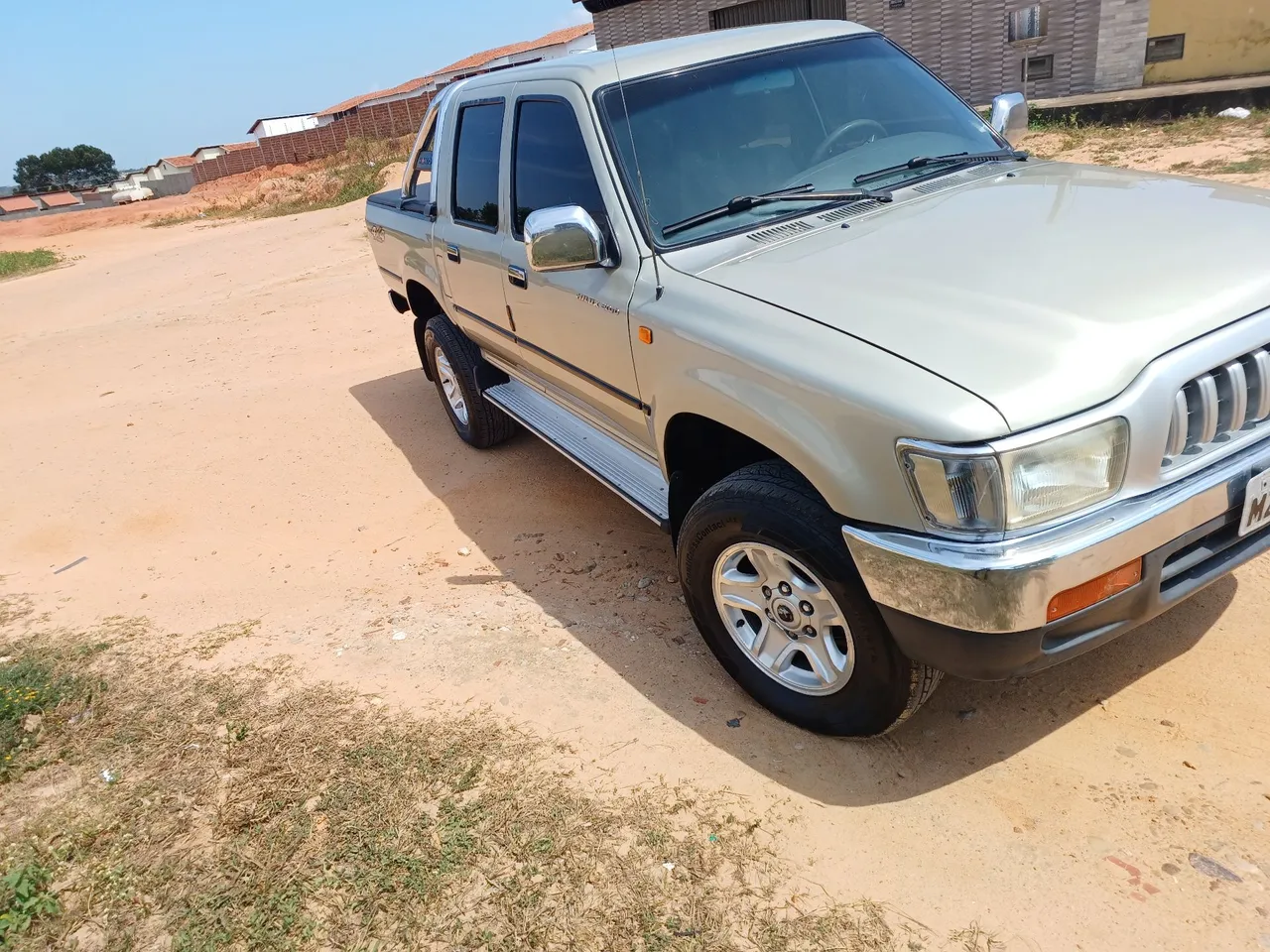 TOYOTA HILUX CD SRV 4X4 3.0 8V 116CV TB DIESEL Usados e Novos