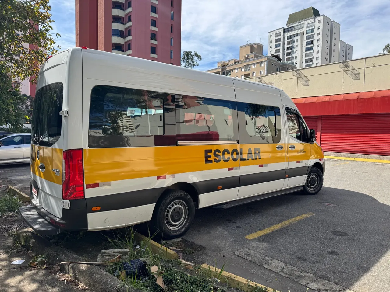 "carro escolar" - Carros Usados e Novos à venda