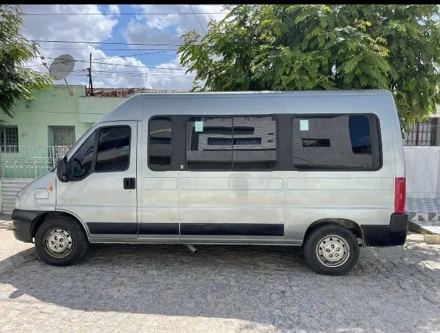 Carros vans/utilitários Usados e Novos à venda | OLX