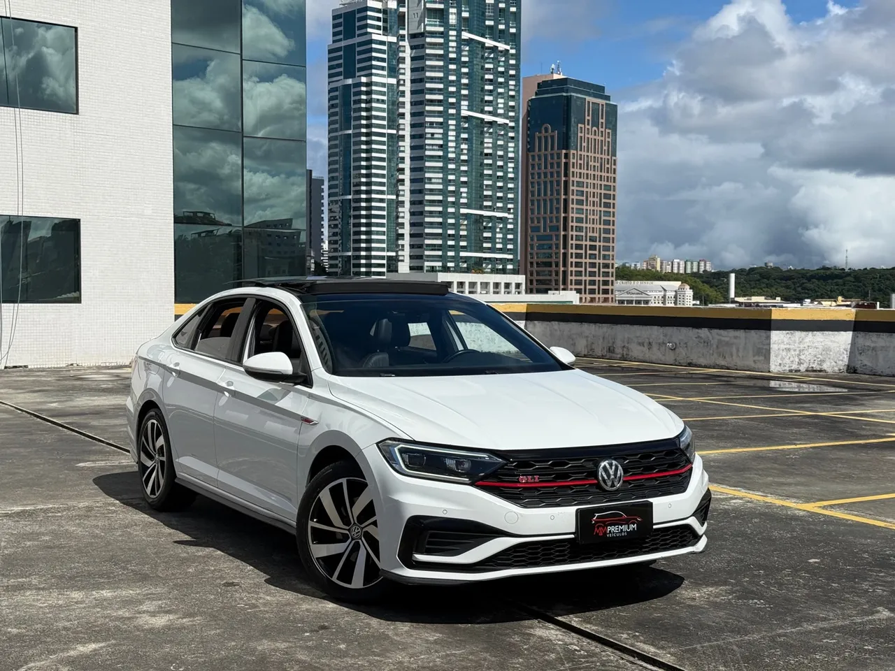 "volkswagen jetta 2020" - Carros Usados e Novos à venda