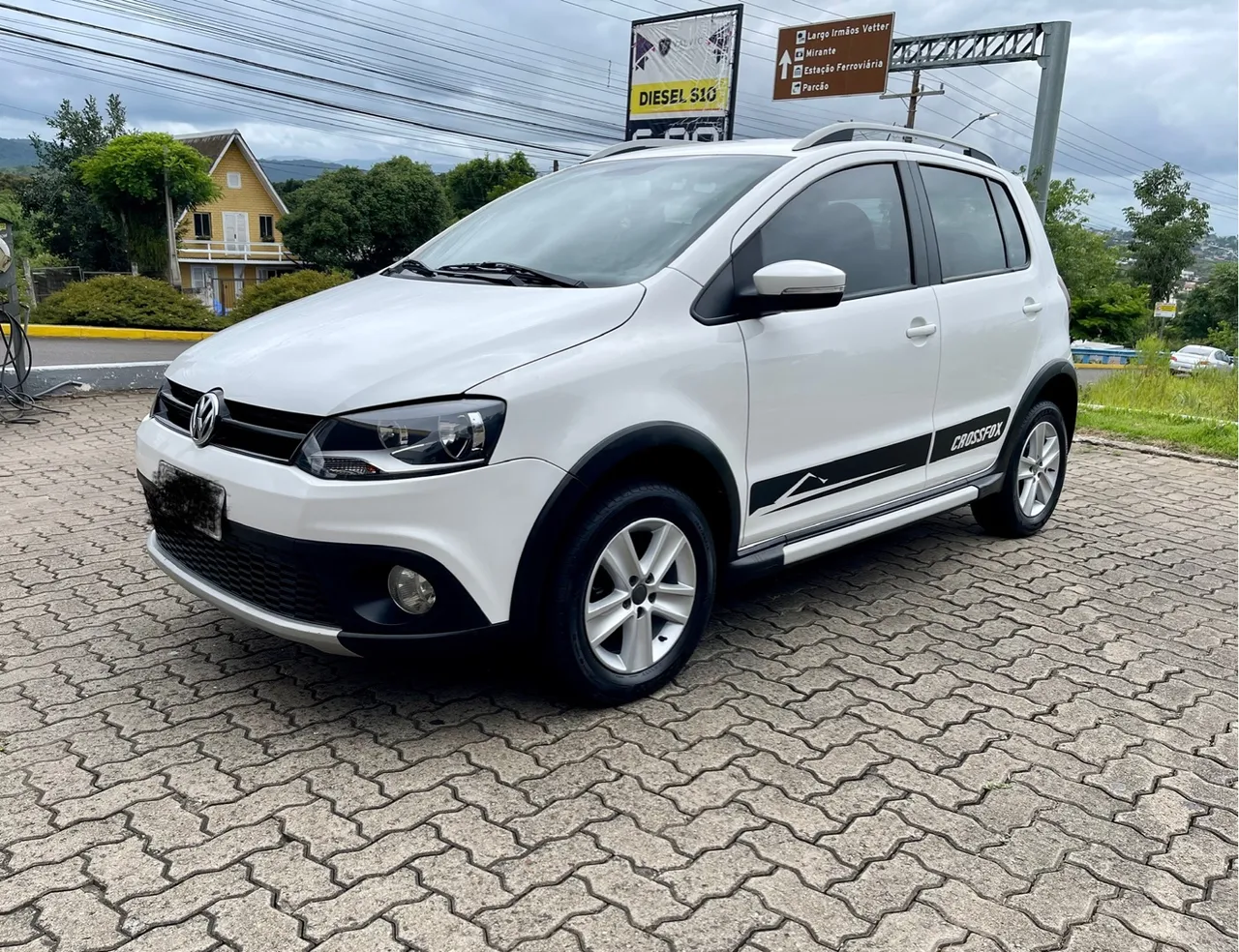 VOLKSWAGEN CROSSFOX Usados e Novos no RS