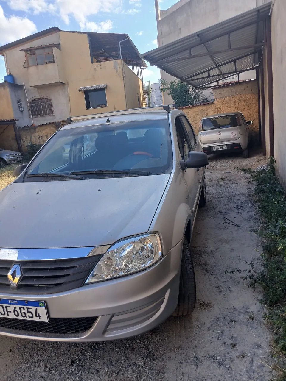 "renault logan 2012" no Brasil