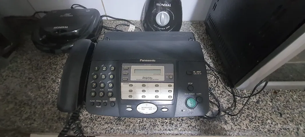 "aparelho de fax" no Brasil