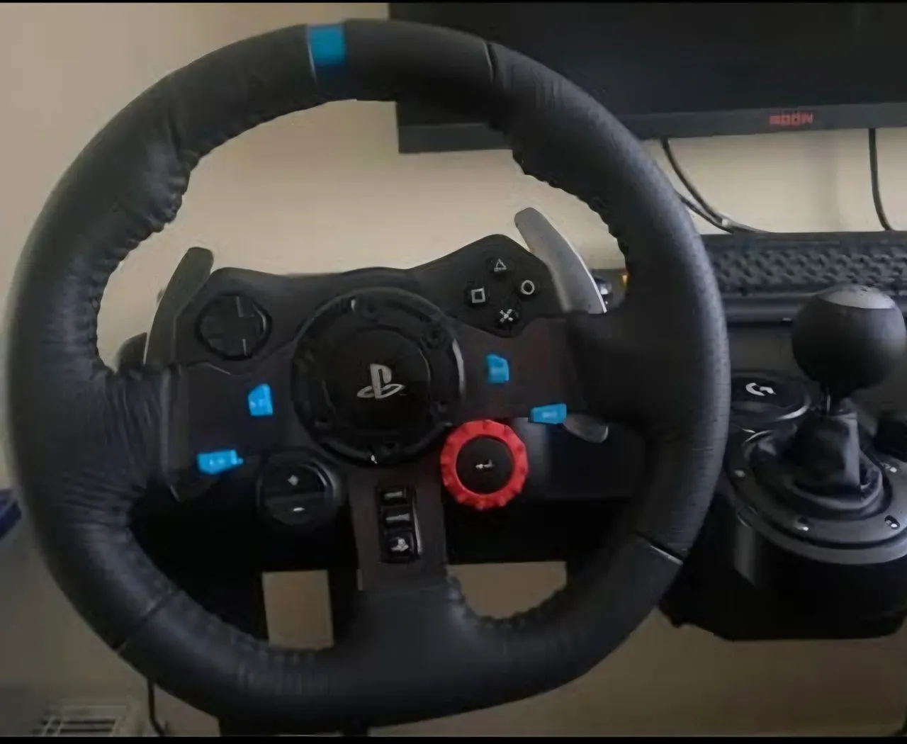 "volantes logitech" no Brasil