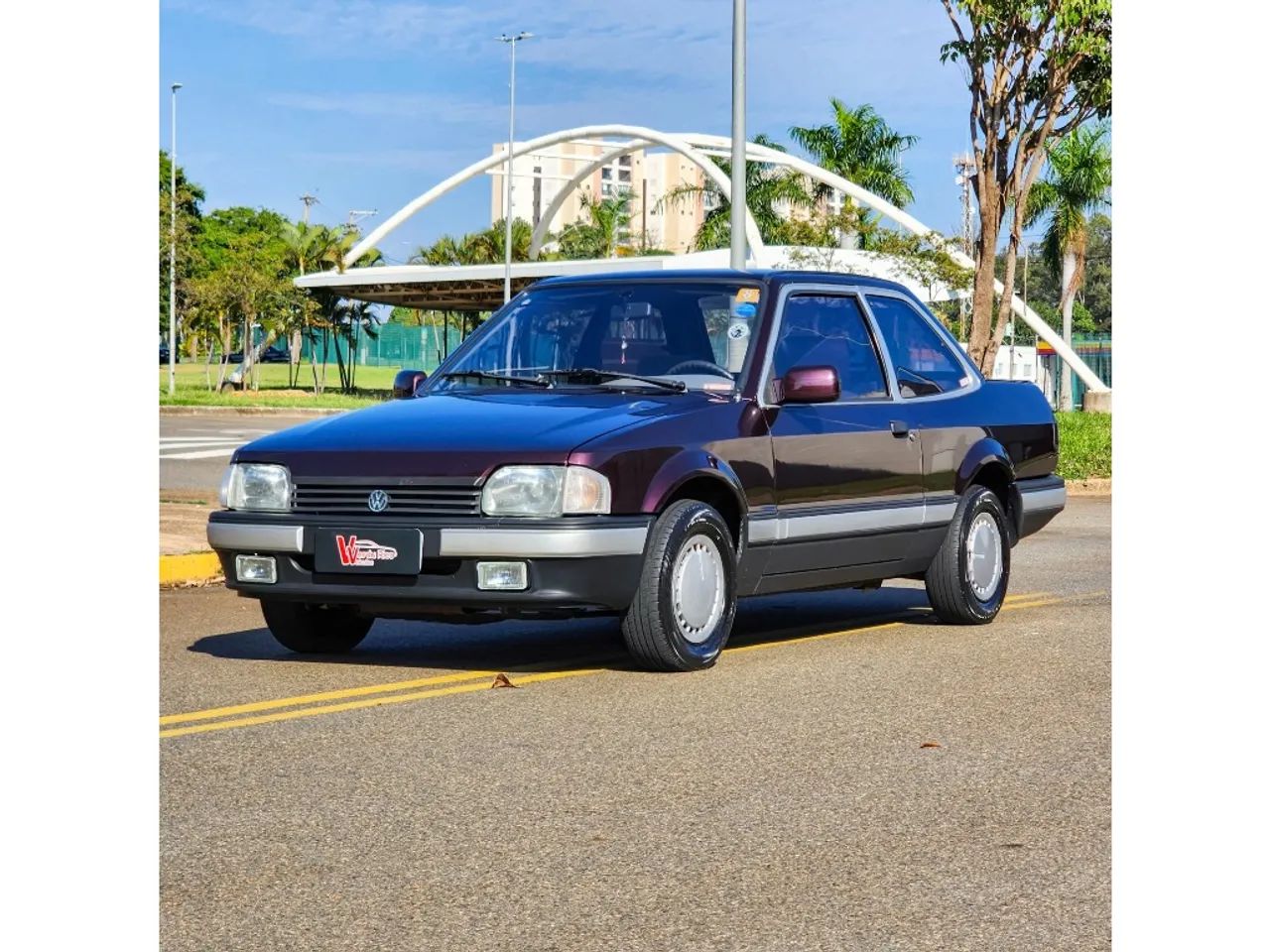 VOLKSWAGEN APOLO Usados e Novos