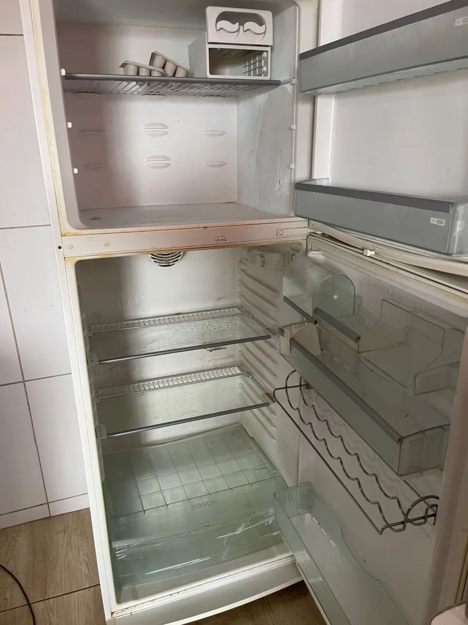 Geladeira Boch fros free 420 litros - Geladeiras e Freezers - Ceilândia ...