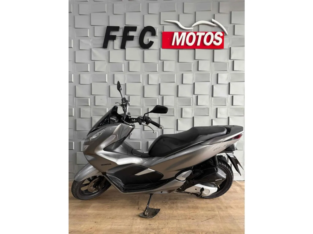 Motos HONDA PCX 2019 no Brasil