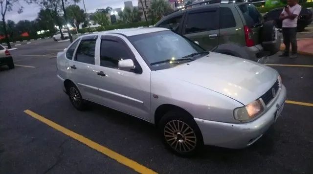 VOLKSWAGEN POLO 1999 Usados e Novos