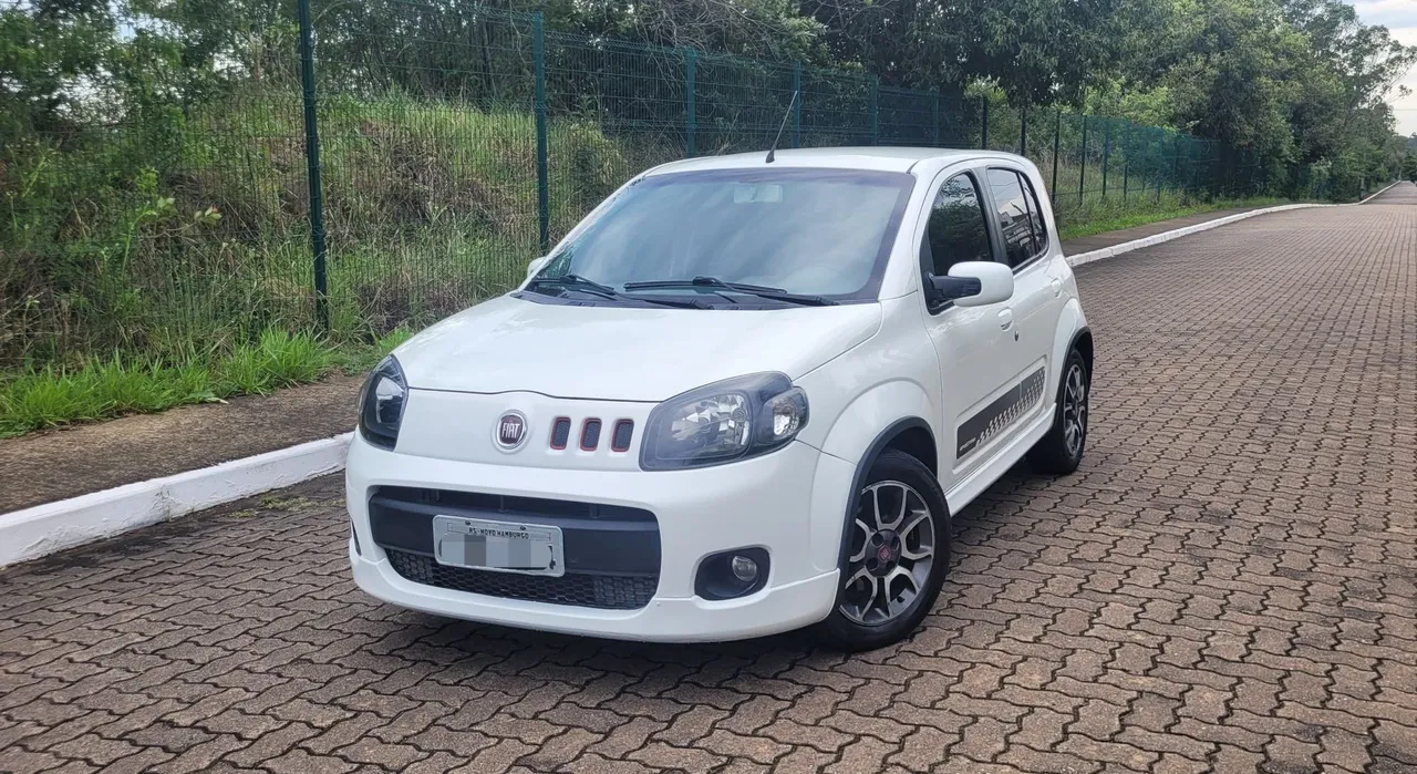 FIAT UNO SPORTING 1.4 EVO FIRE FLEX 8V 4P Usados e Novos