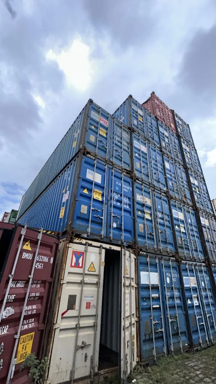 "containers brasil" no Brasil