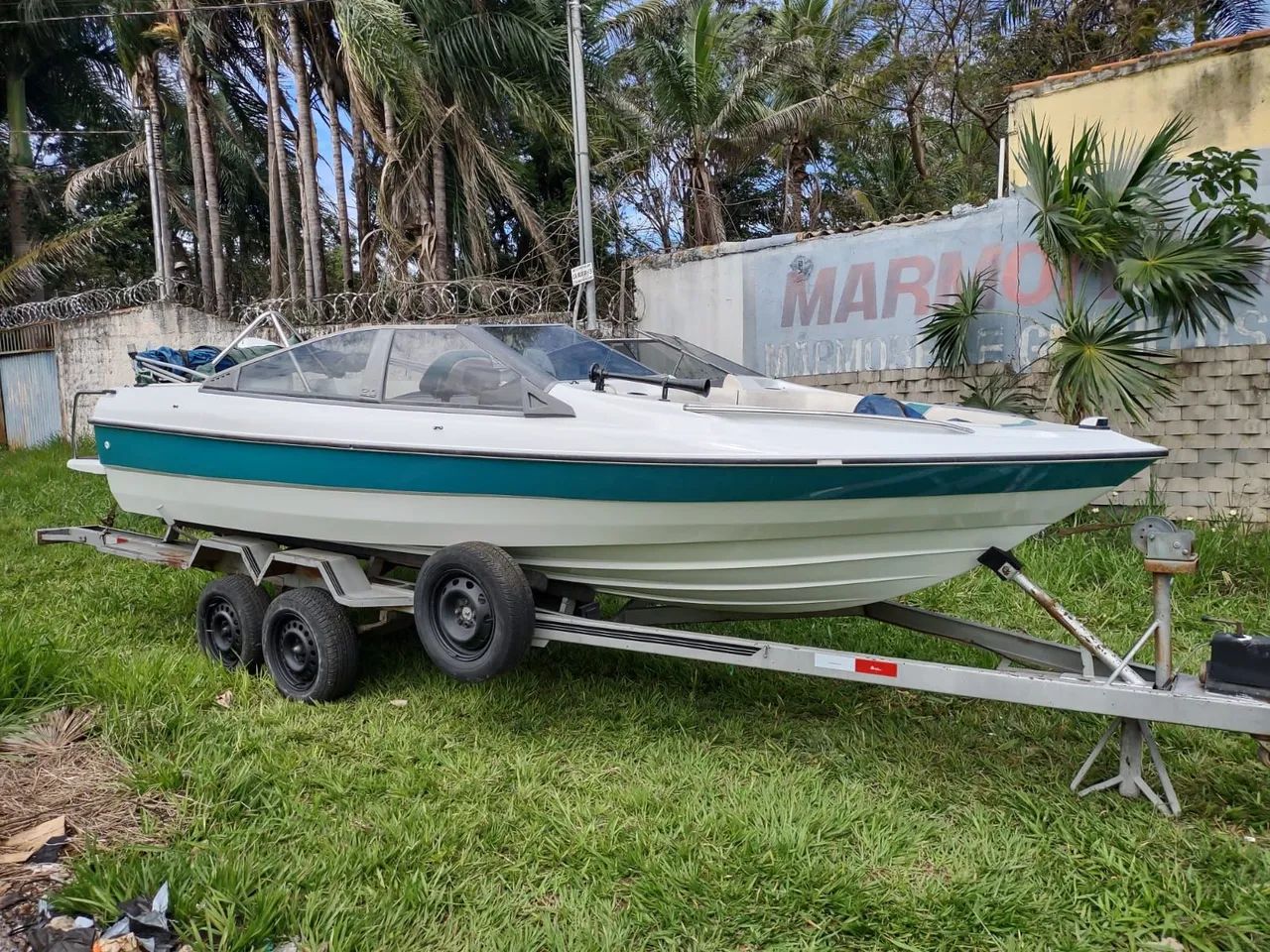 Lancha ventura motor 150 Hp em ótimo estado - Barcos e aeronaves ...