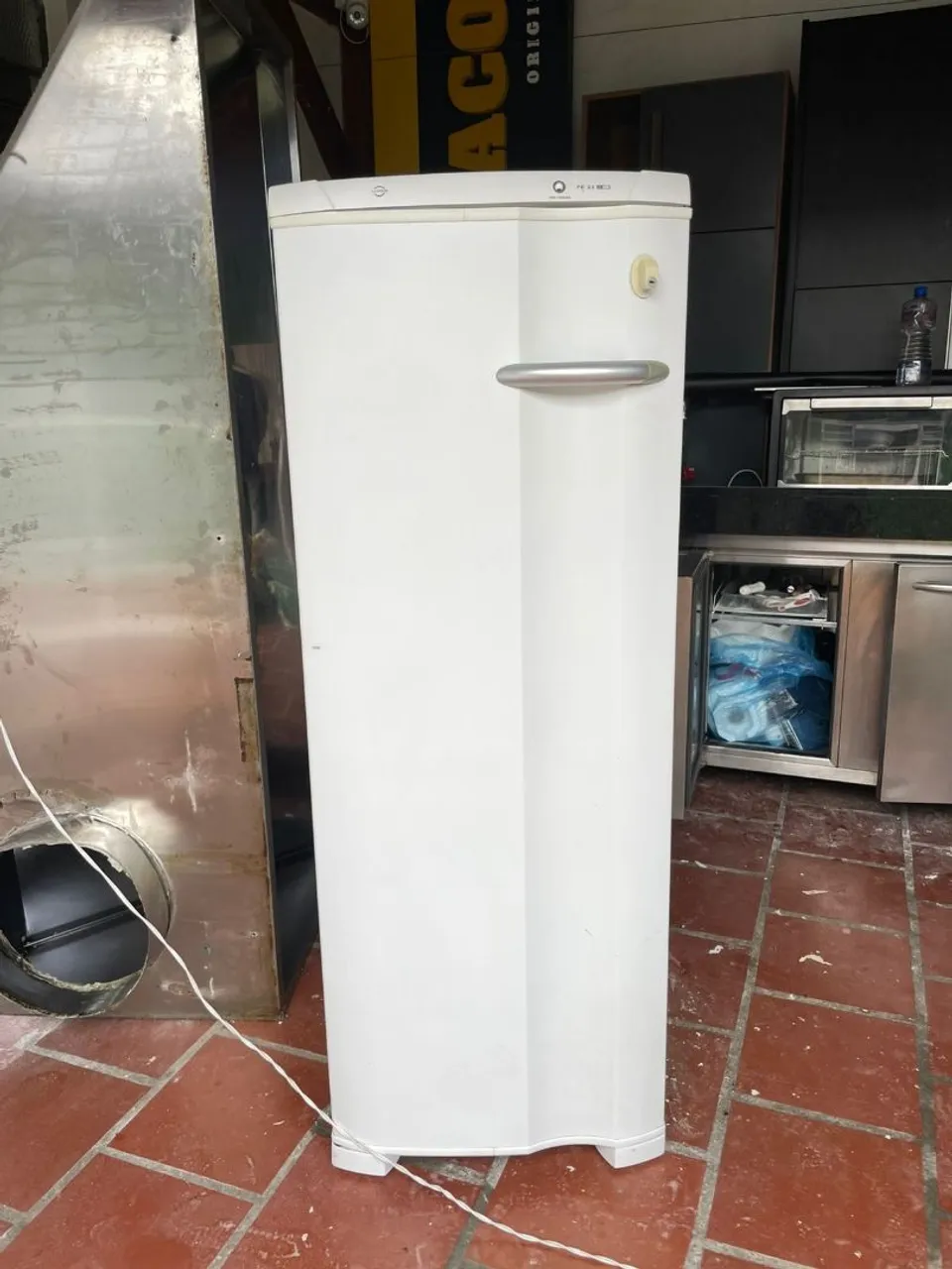 "freezer-pequeno" - Geladeiras e Freezers no Brasil