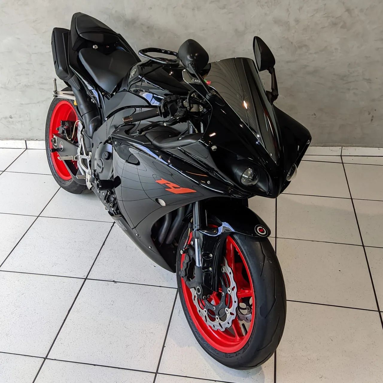 YAMAHA R-1 1000 2010 - 1382289201 | OLX