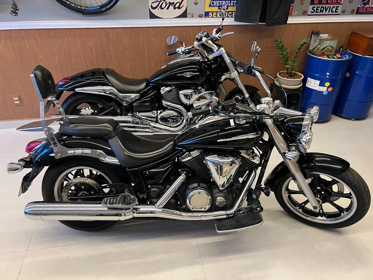 Motos YAMAHA XVS 950 MIDNIGHT STAR no Brasil