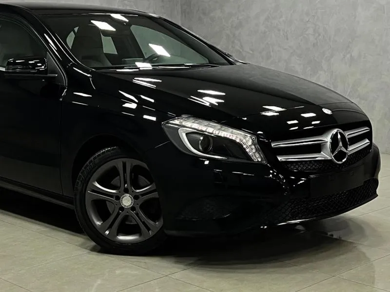 MERCEDES-BENZ A-200 2015 Usados e Novos no ES