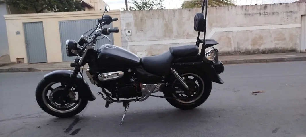 Motos KASINSKI MIRAGE no Brasil