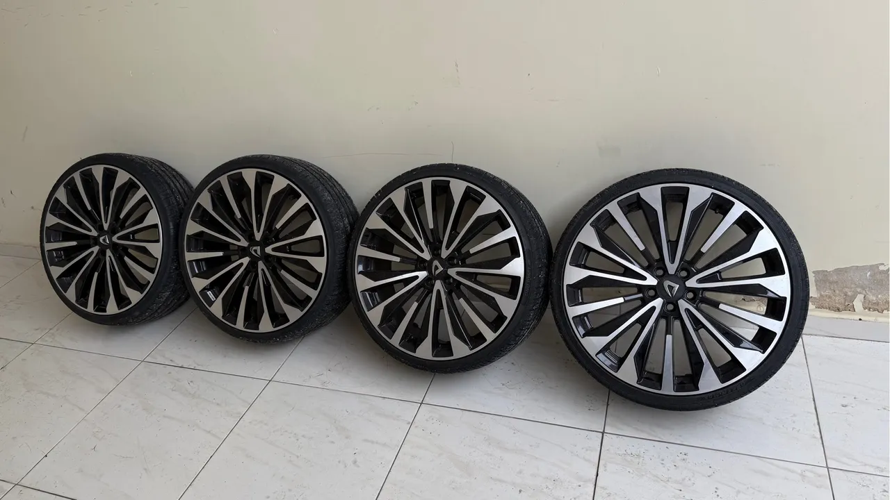 "rodas de carro aro 20" - Peças para carros, vans e utilitários no Brasil