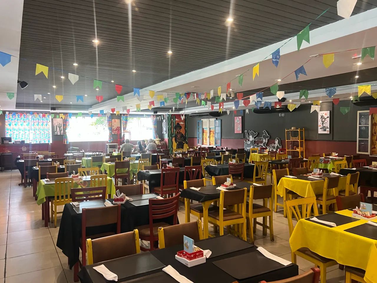 Tudo para montar Restaurante (vendo equipamentos tudo salão, bar e ...