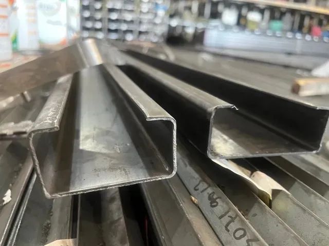 "perfil metalon" no Brasil