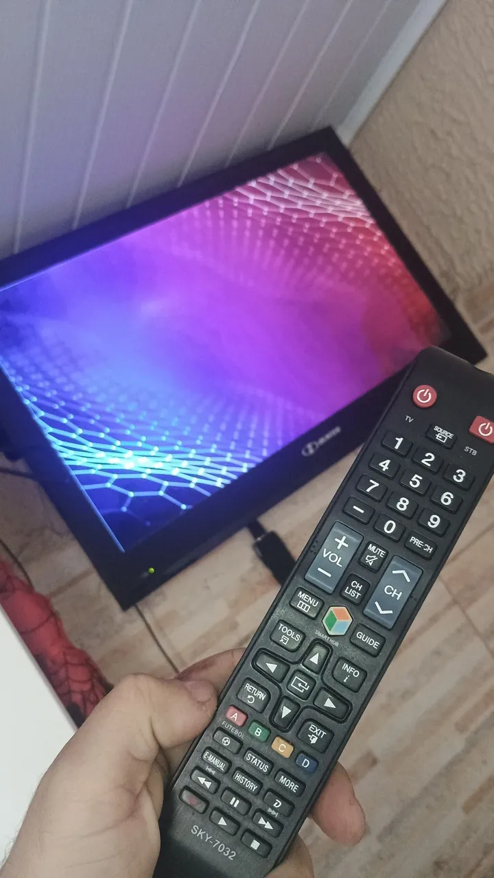 "tv buster 32 polegadas" - TVs no Brasil