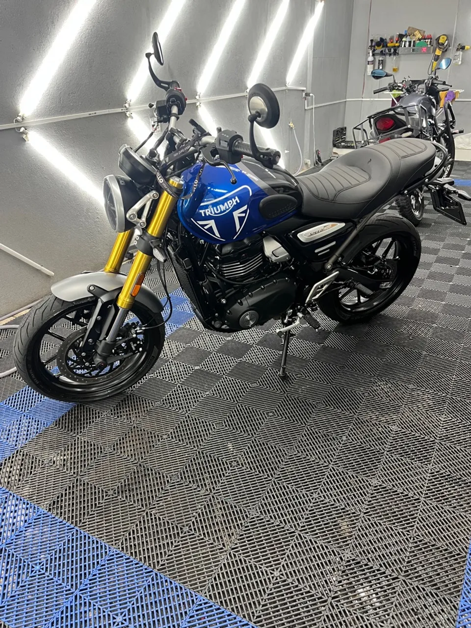 Motos TRIUMPH SPEED 400 no Brasil