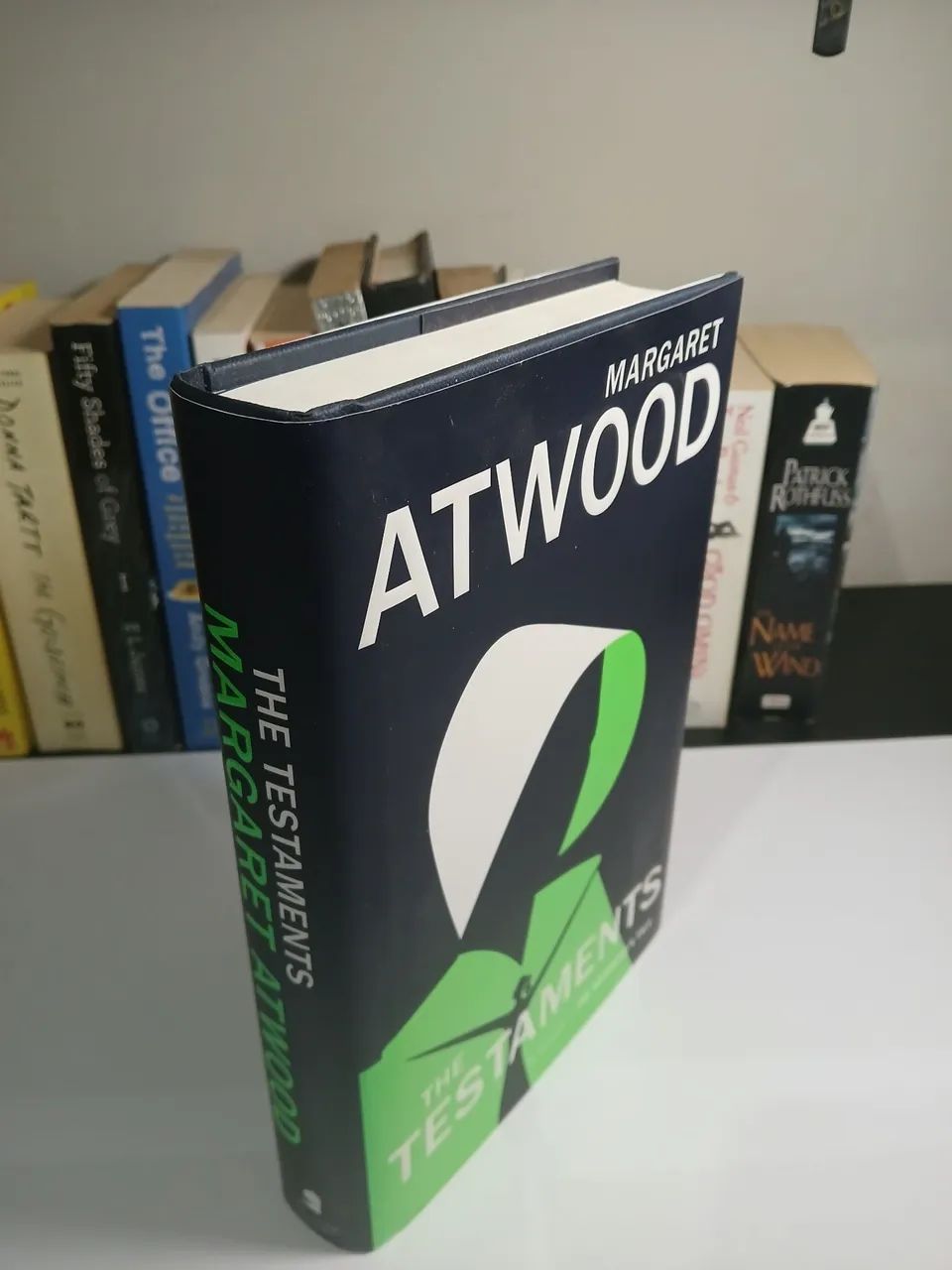 The Testaments - Margaret Atwood (inglês) capa dura - Livros e revistas ...