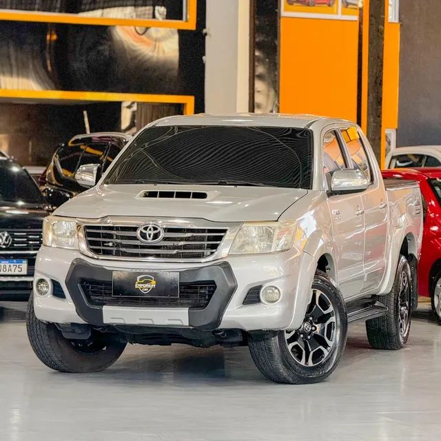 TOYOTA HILUX 2012 Usados e Novos