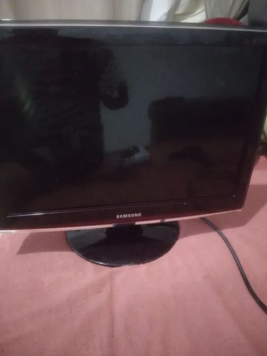 Monitor Samsung LCD 22 polegadas - Monitores - Jardim Capela, São Paulo 1381519187 | OLX