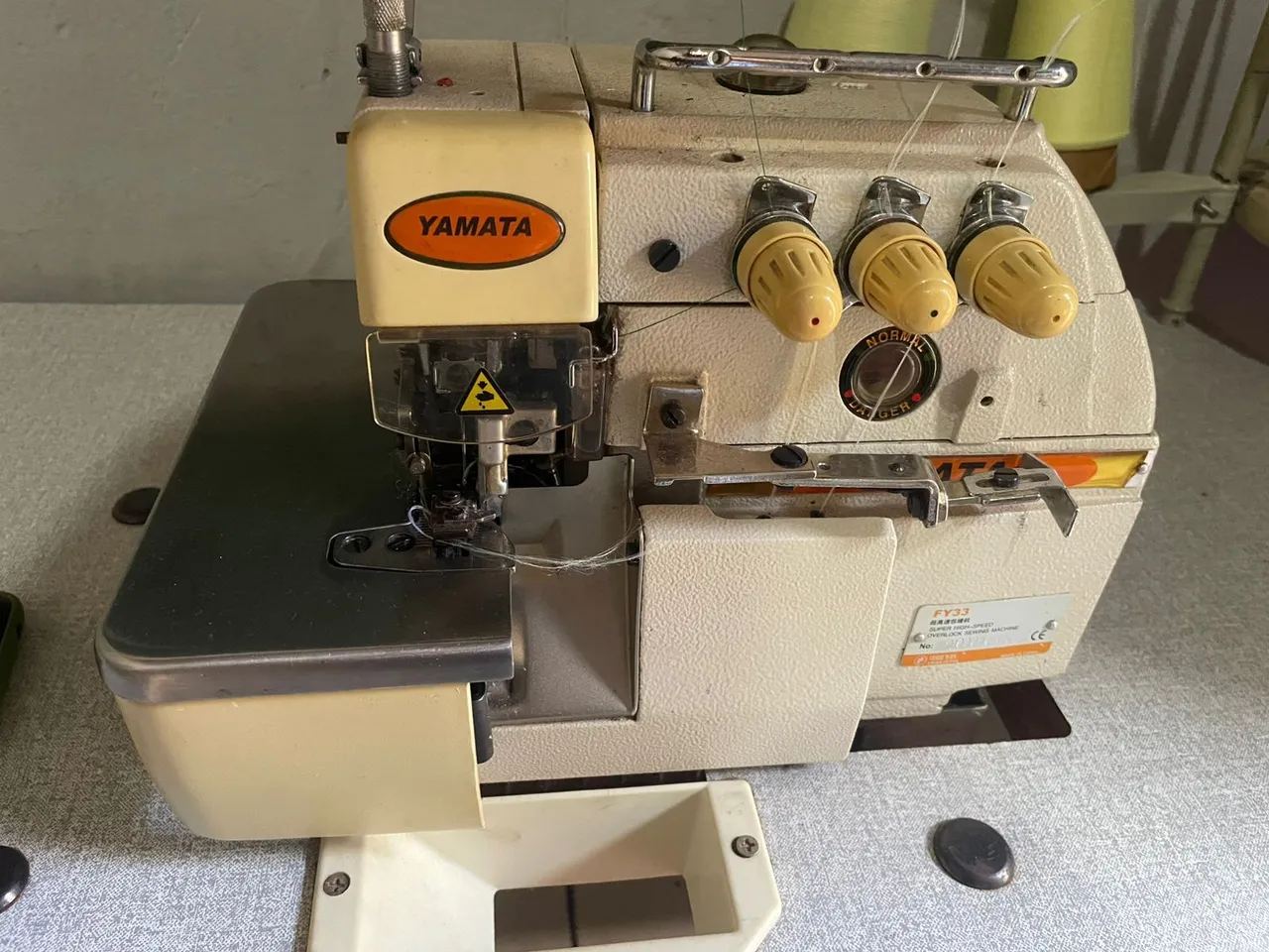 "maquinas de overlock" no Brasil