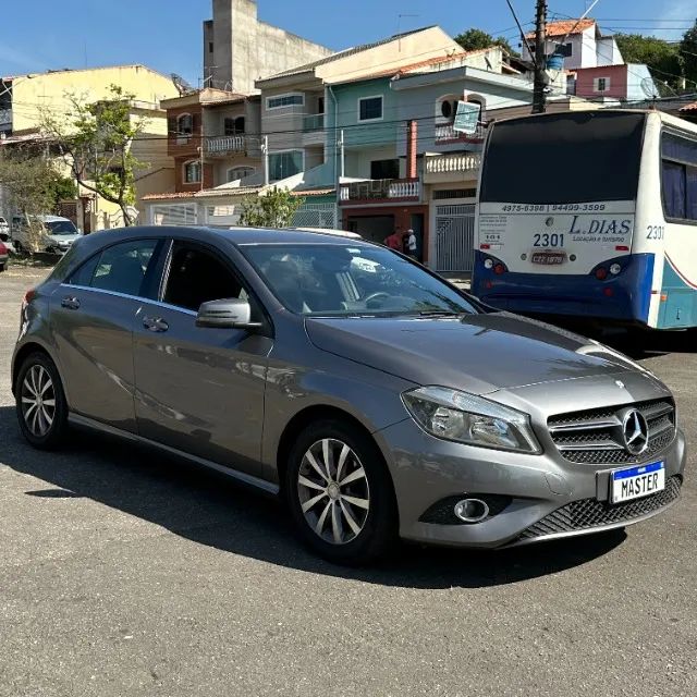 MERCEDES-BENZ A-200 2015 Usados e Novos