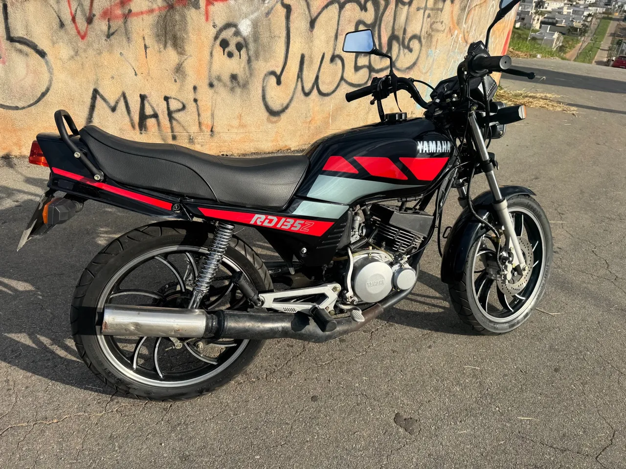 Motos YAMAHA RDZ no Brasil