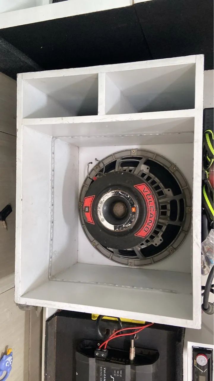 Vendo grave vulcano de 15 polegadas 3.8 com caixa funcionando perfeitamente! - Aparelhos de Som ...