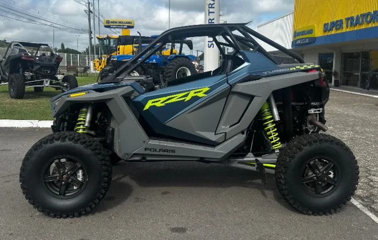 Motos POLARIS RZR no Brasil